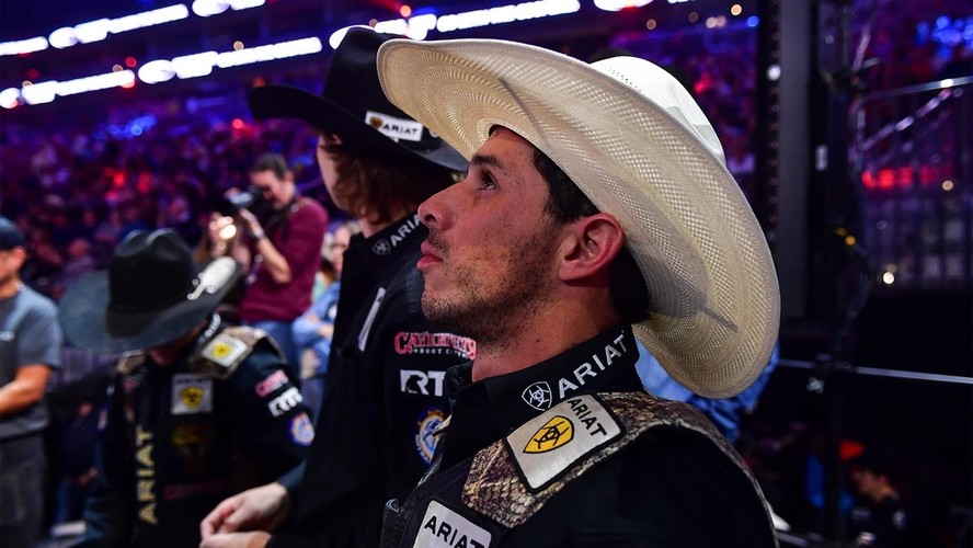 Suspensão do campeão não abala confiança do Texas Rattlers no ...