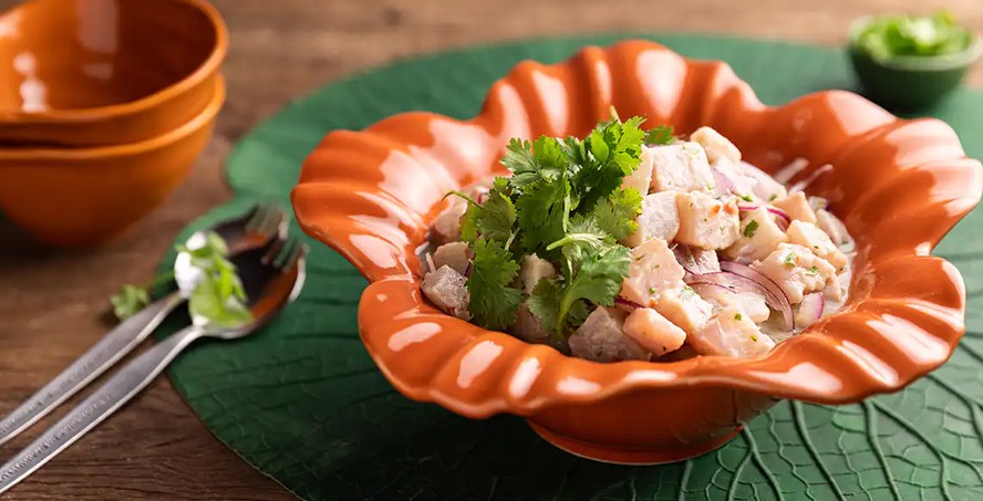 Como fazer ceviche, clássico prato peruano