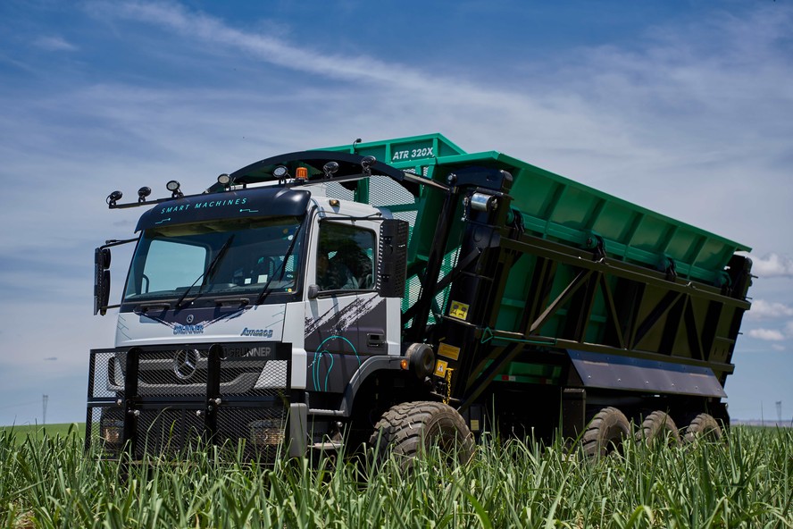 Grunner lança nova linha de 'smart machine' para colheita de cana