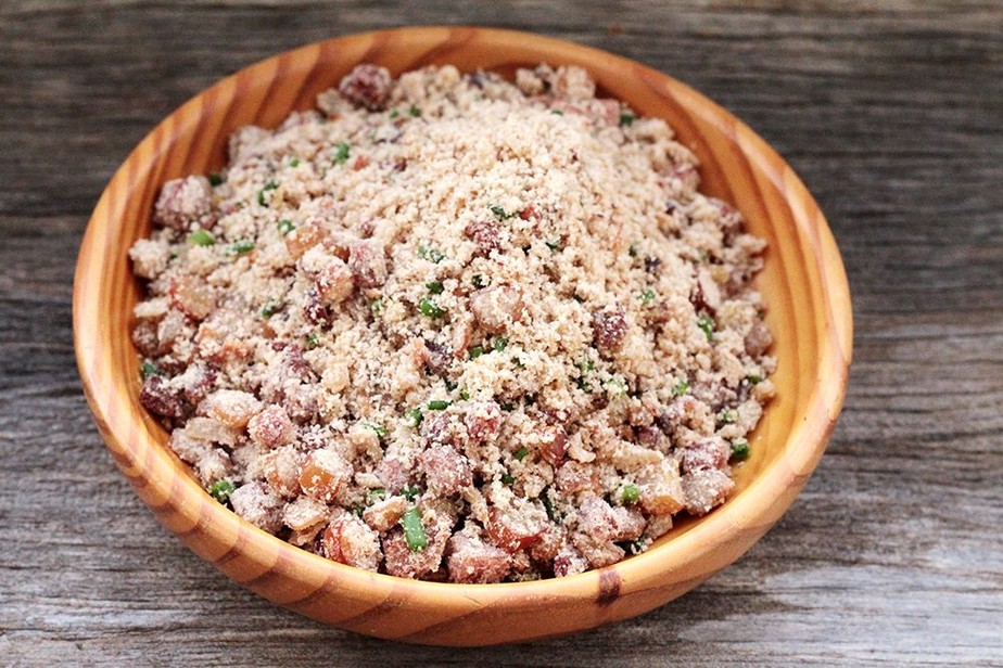 Como fazer uma farofa com pinhão | Receitas | Globo Rural