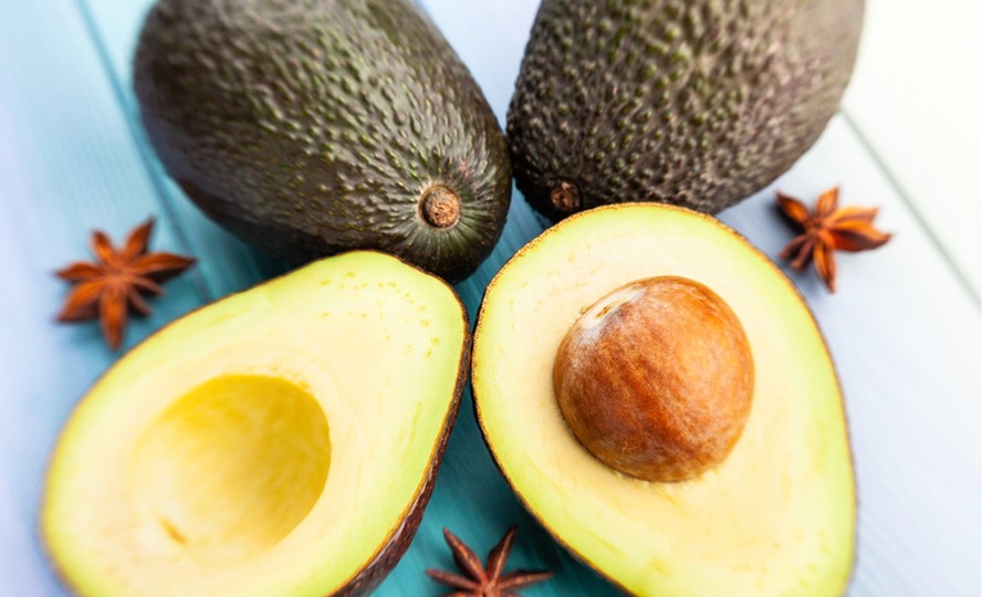 Brasil recebe autorização para exportar abacate hass para o Chile