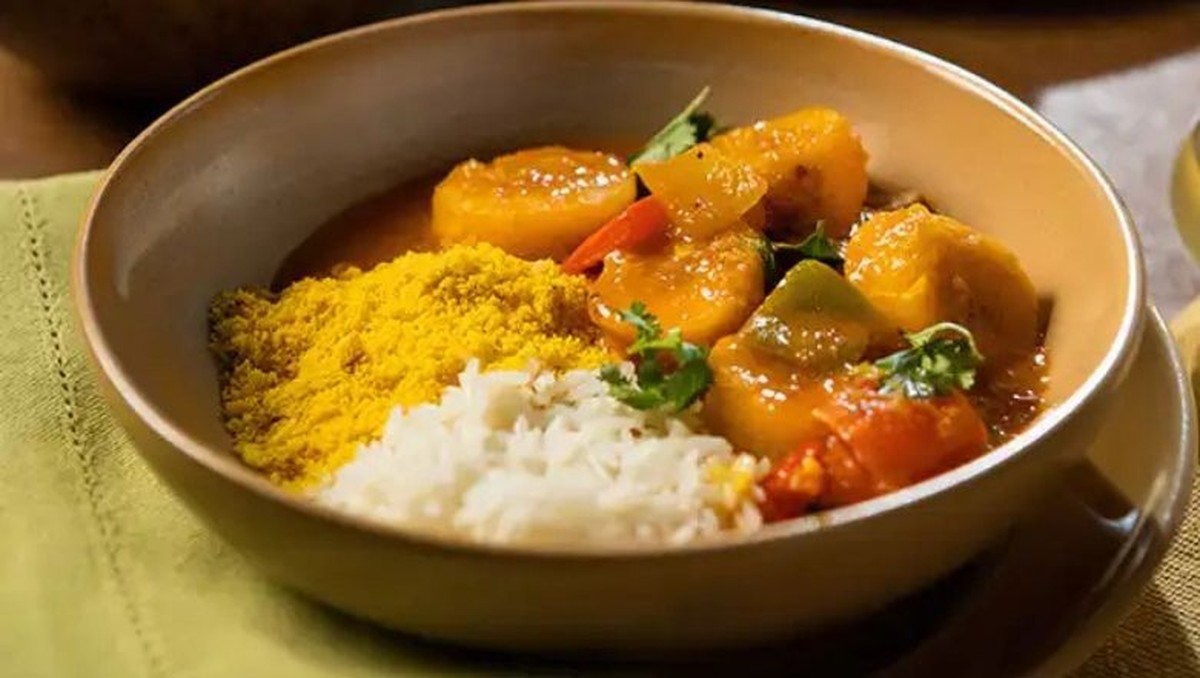 Como fazer moqueca de banana-da-terra? Veja receita