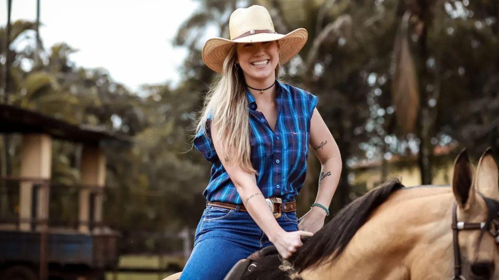 Bruna Viola levou paixão pela música caipira até para o nome