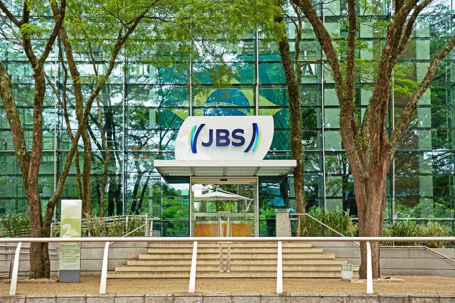 JBS aprova mais de R$ 1 bilhão em dividendos