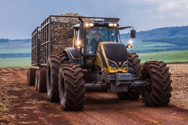 Valtra completa 65 anos de inovação no agronegócio brasileiro