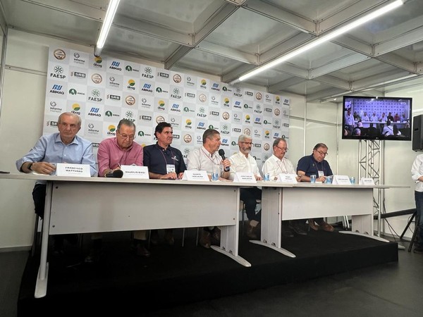 Agrishow termina com movimentação de R$ 13,29 bilhões em negócios