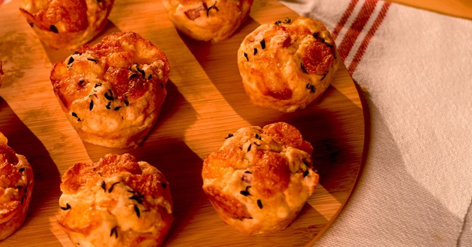 Como fazer muffin salgado de presunto e queijo