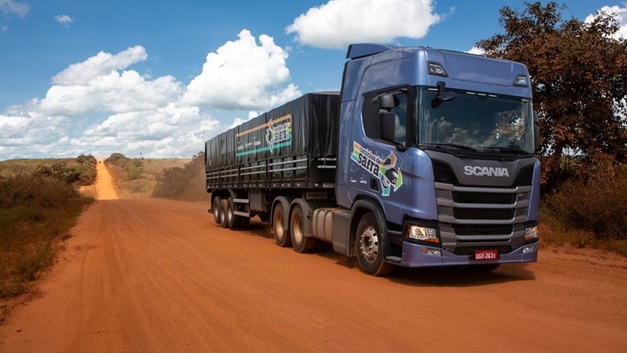 Ministros assinam ordem para pavimentação da BR-158 no MT